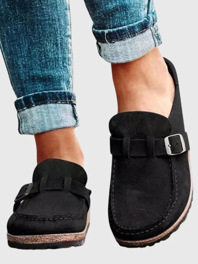 The Everyday Suede Buckle Mule – Gracie & Lane